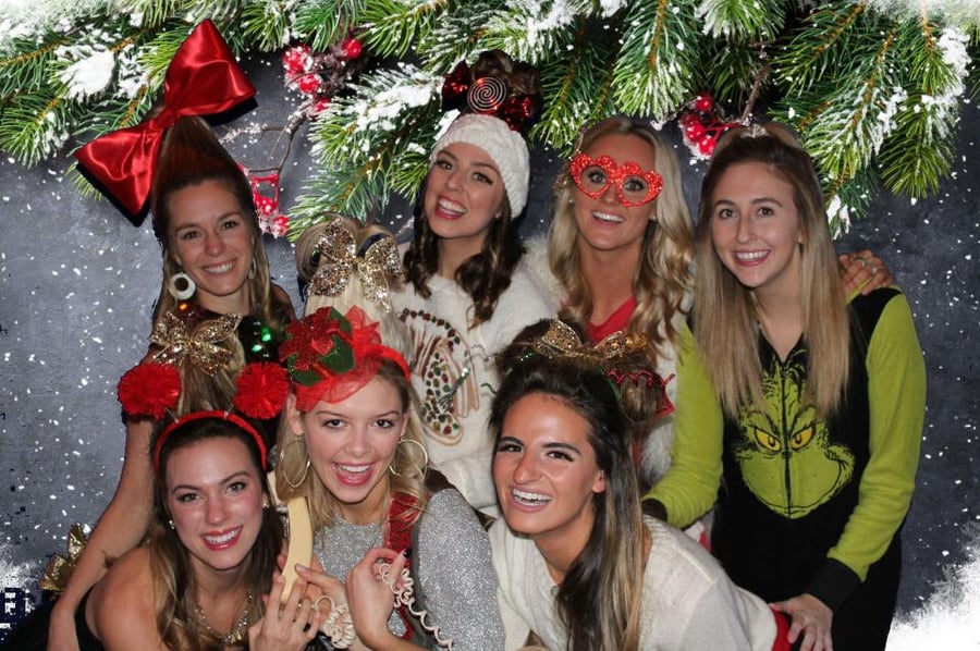 5 Ways To Get Festive With A Photo Booth