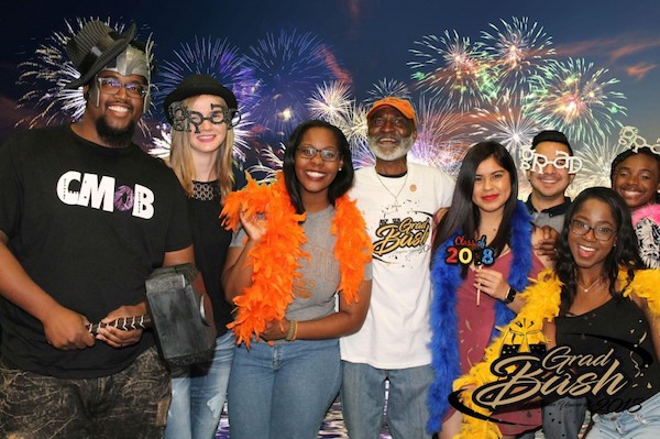 4 Last-Minute Tips On How To Throw A Rad Grad Party!